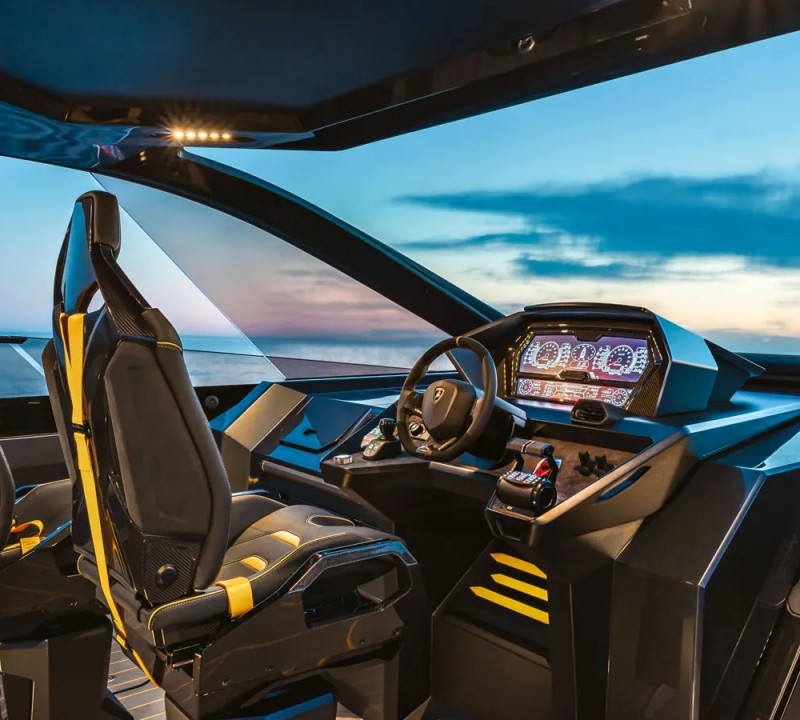 FAST ONE Yacht Charter Details, Tecnomar 63 for Lamborghini ...